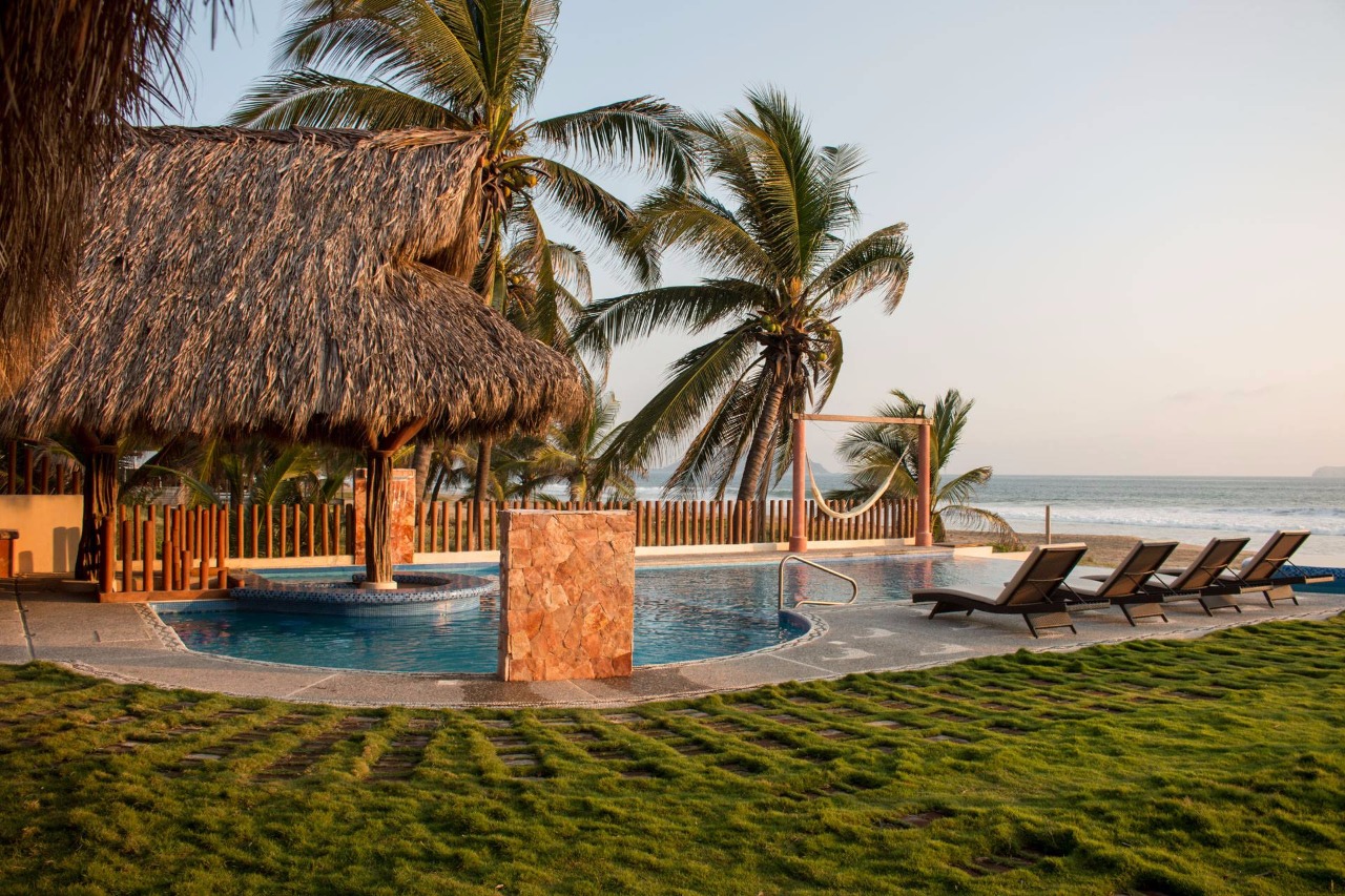 Punta Blanca Zihuatanejo | Hotel & Villas en Ixtapa Zihuatanejo