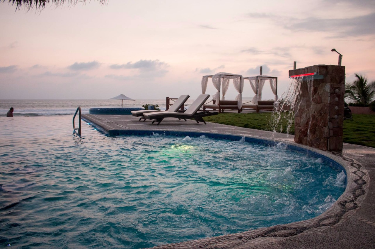 Punta Blanca Zihuatanejo | Hotel & Villas en Ixtapa Zihuatanejo